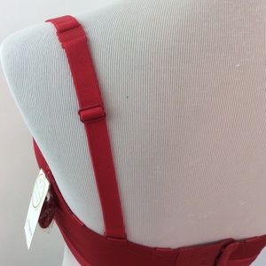 Le Mystere | Intimates & Sleepwear | Le Mystere Red Infinite Tshirt Bra ...